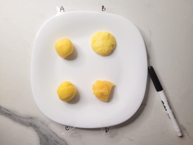 Salted Egg Yolk Lava Bun (Liu Sha Bao)