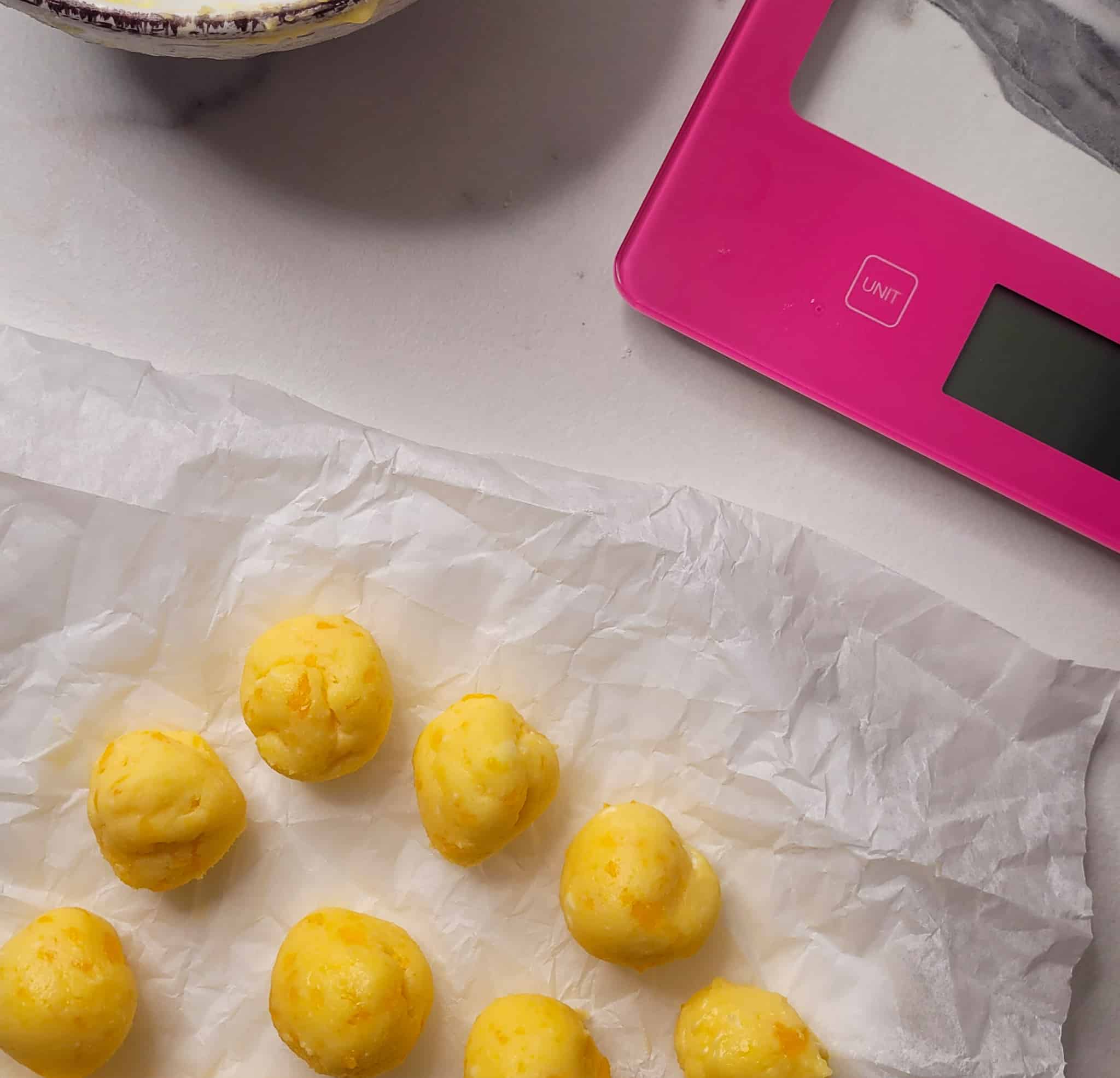 Salted Egg Yolk Lava Bun (Liu Sha Bao)