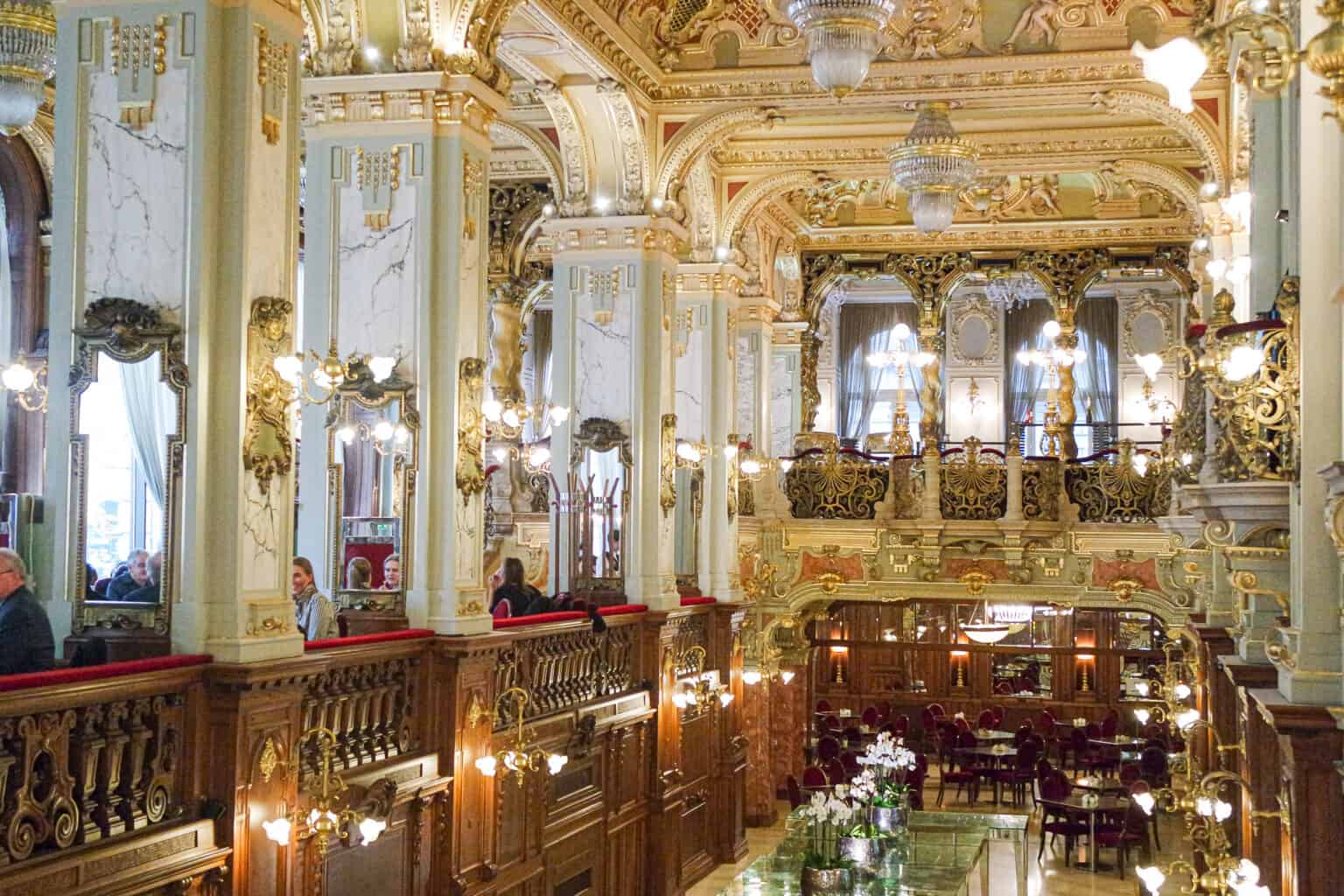 10+ Budapest Cafes Worth a Visit